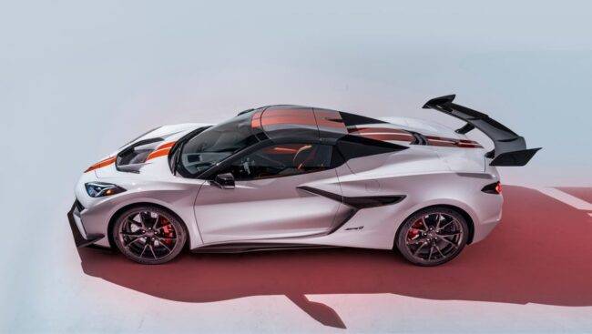 2025 Chevy Corvette Zr1 Is Pushing The Limits With A Teased 215 Mph Speed