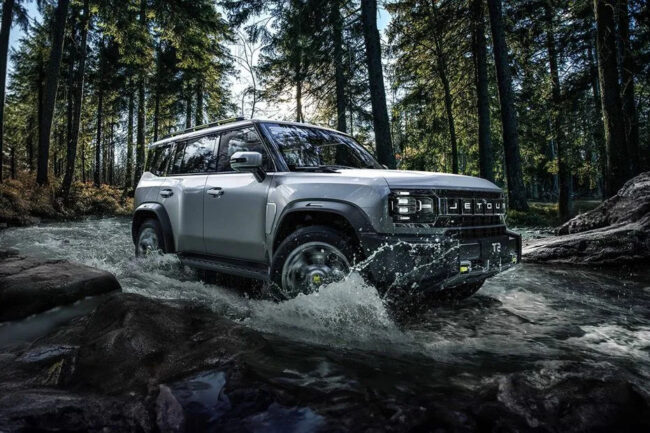 Jetour T7: The 1,572hp Amphibious SUV Set to Make Waves in the UAE